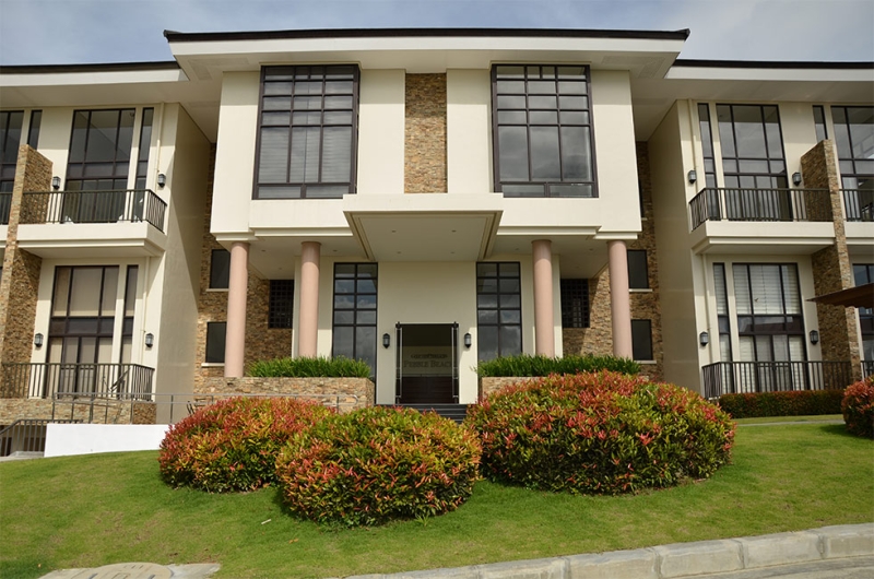 Golf View Terraces - South Forbes